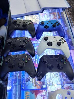 Xbox One Used Controllers 100000 in Central Division - Video Game ...