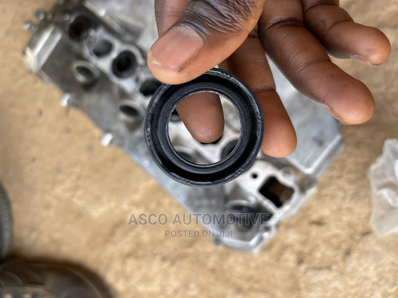 Engine Top Cover Seals 4M41. Fuel Injector DI-D Engines in Central ...