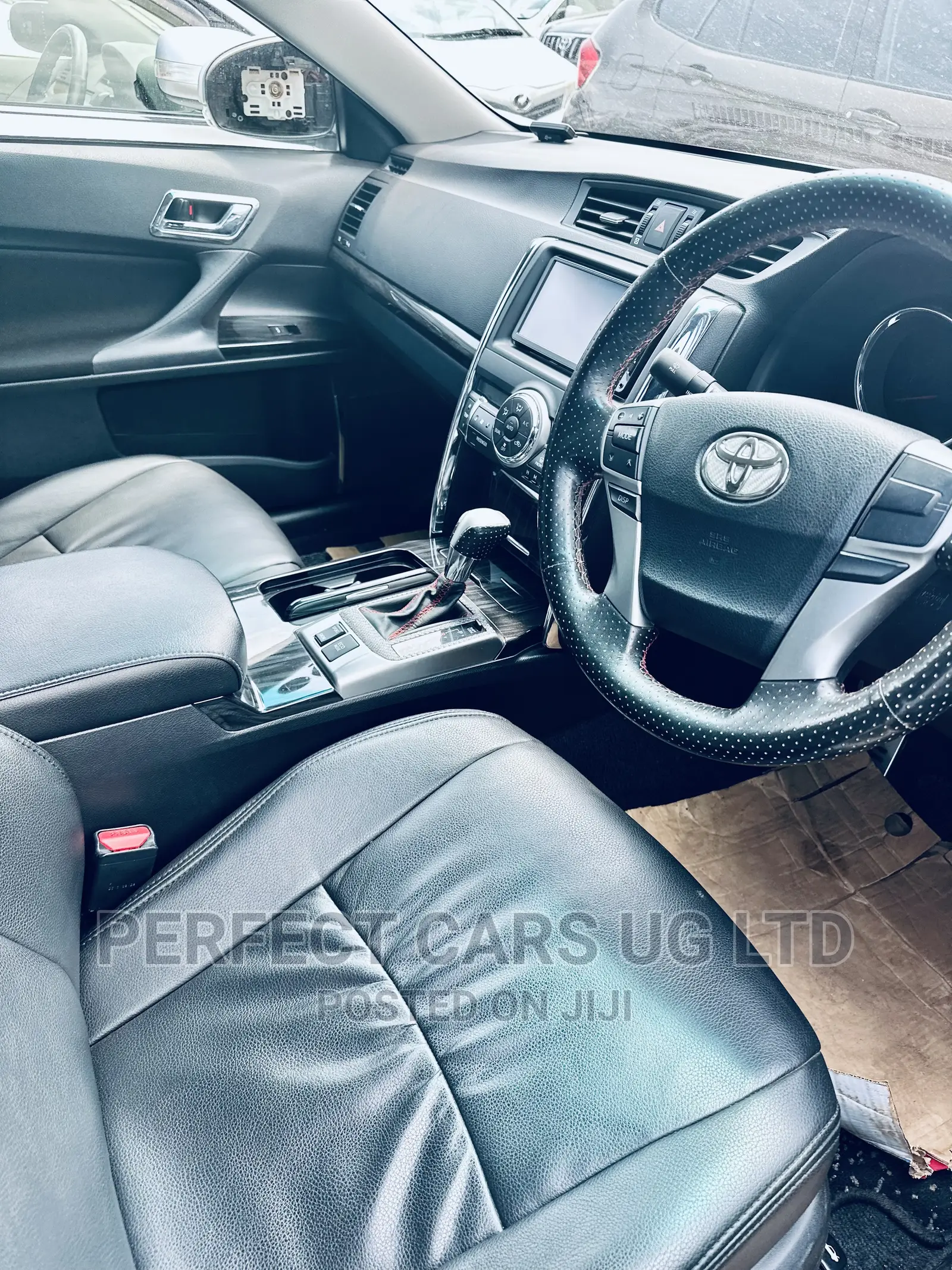 Toyota Mark X 2.5 AWD 2011 Pearl in Central Division - Cars, Perfect ...