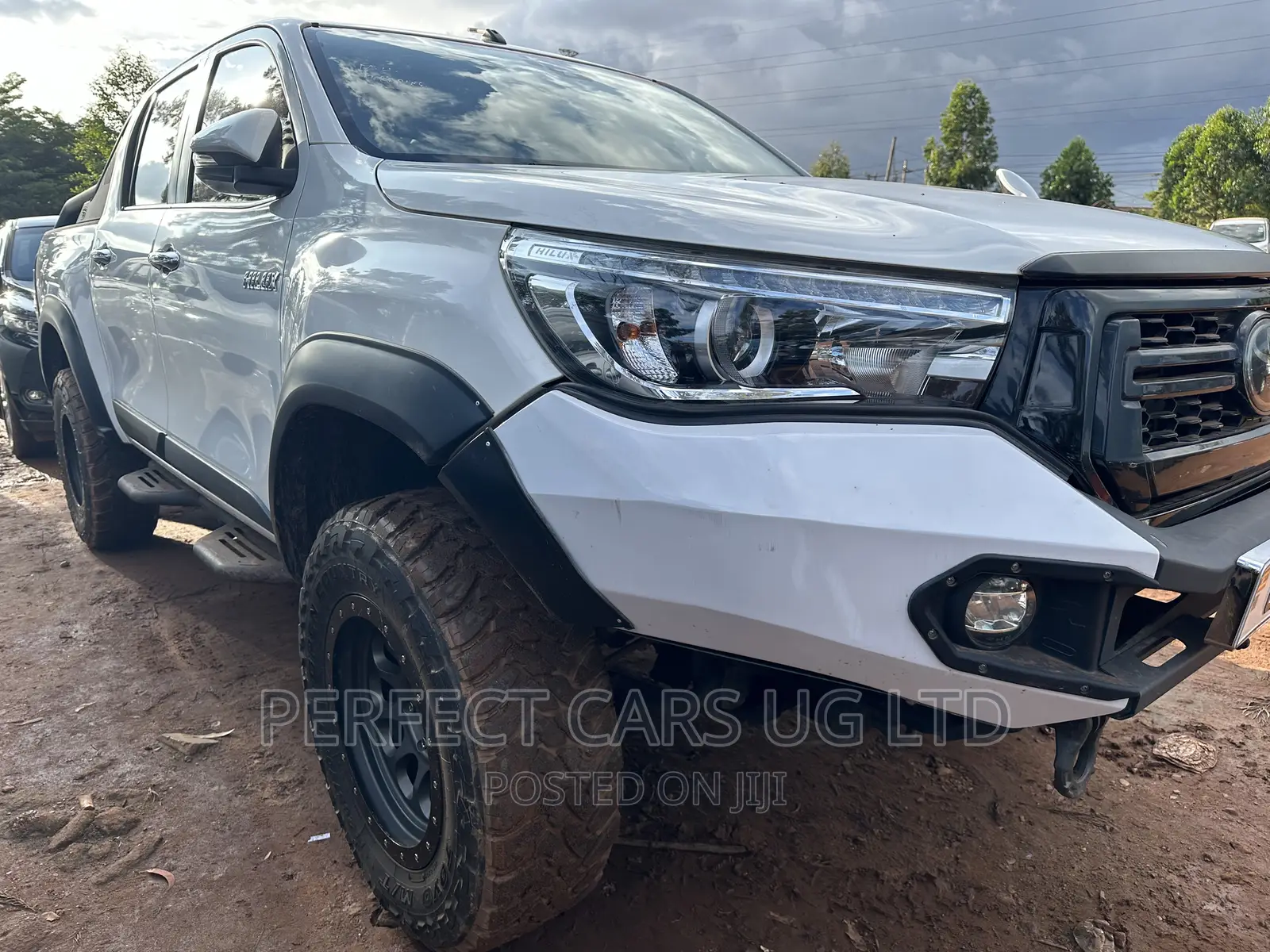 Toyota Hilux TRD White 4x4 2017 Off white in Central Division - Cars ...