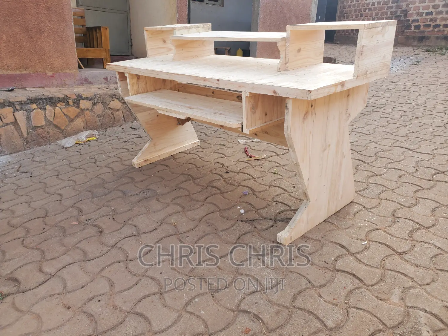 Pallet Art Studio or Production Work Table in Nakawa - Furniture, Chris ...