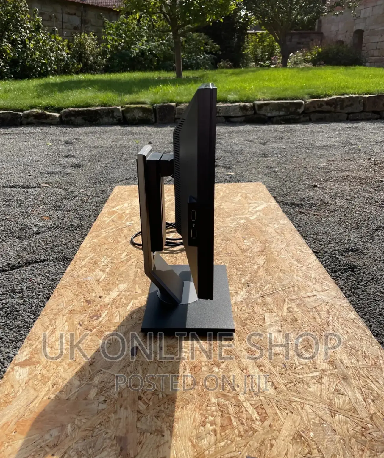 Dell Screen 22 Inch in Central Division - Computer Monitors, Uk Online ...