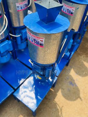 5kg Brandnew Gnut Grinding Machine in Central Division - Manufacturing ...