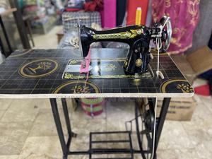 New Singer Sewing Machine 15ch Complete Set in Central Division ...
