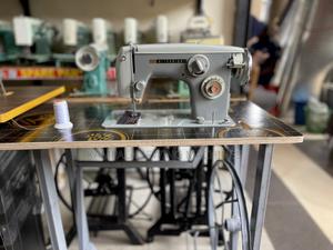 Zigzag Design Machine Complete With The Stand in Central Division ...