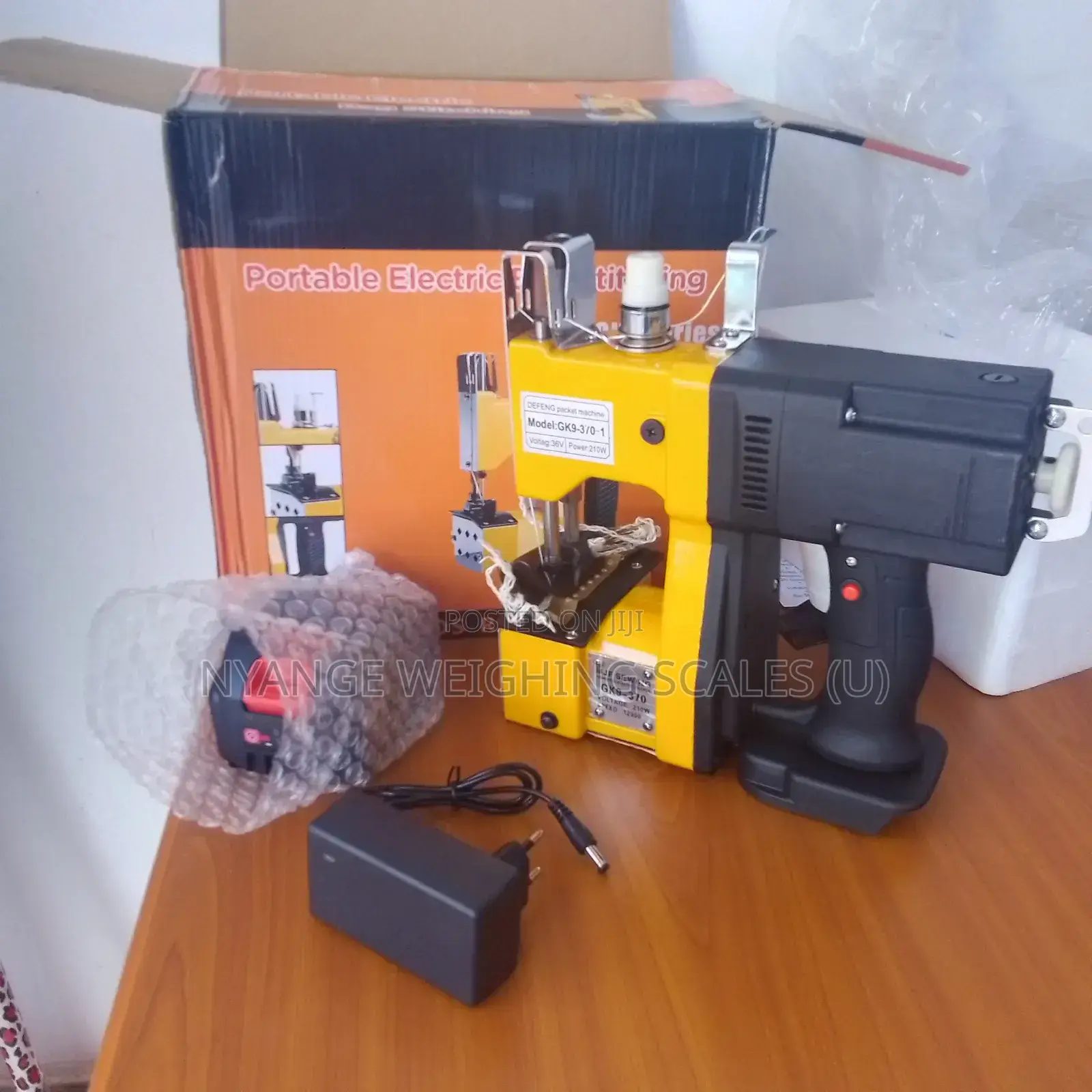 Automatic Portable Small Express Bag Woven Bag Packing Machine in ...