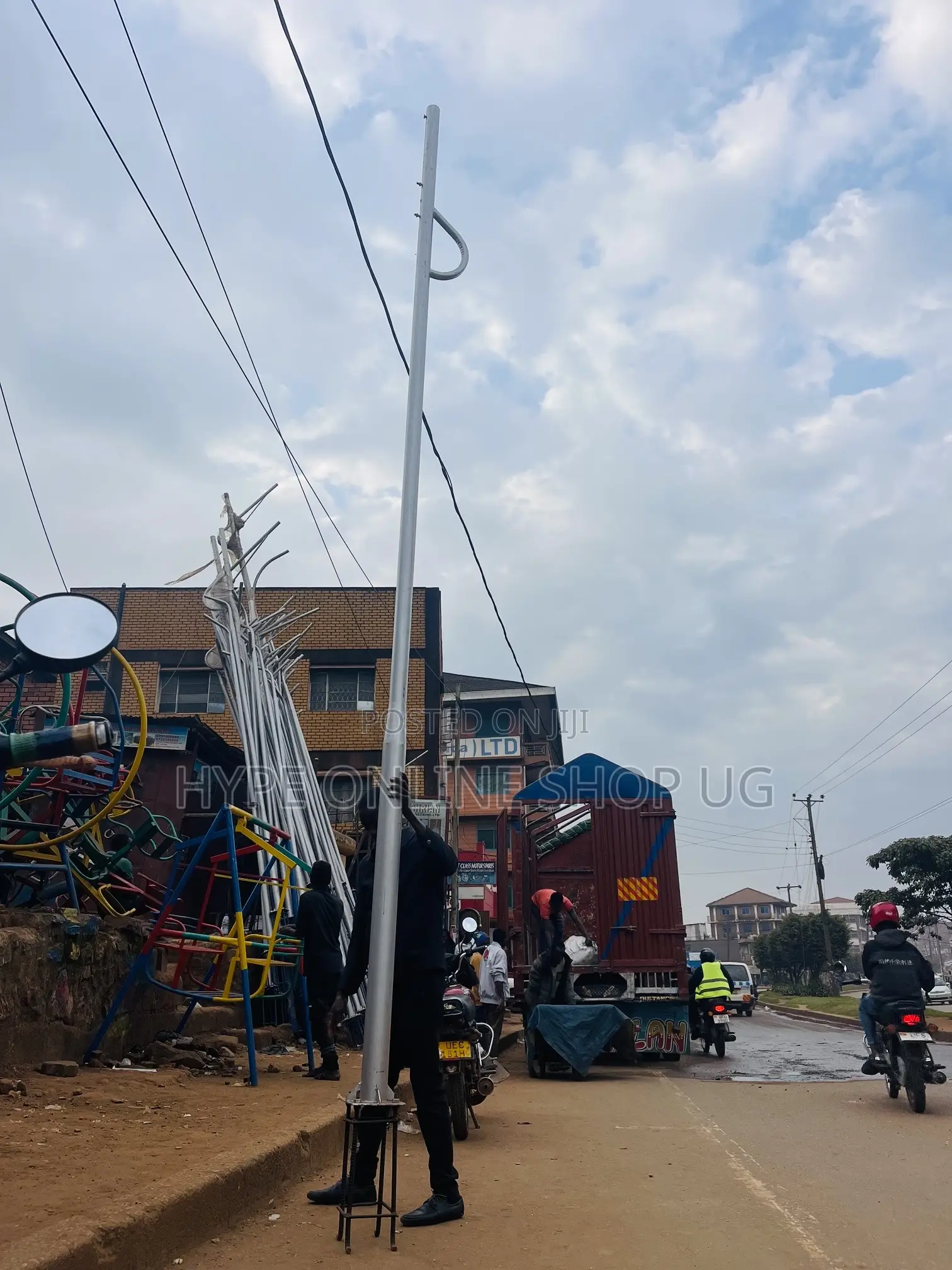 Tollfree Solar Light Poles in Central Division - Building Materials ...