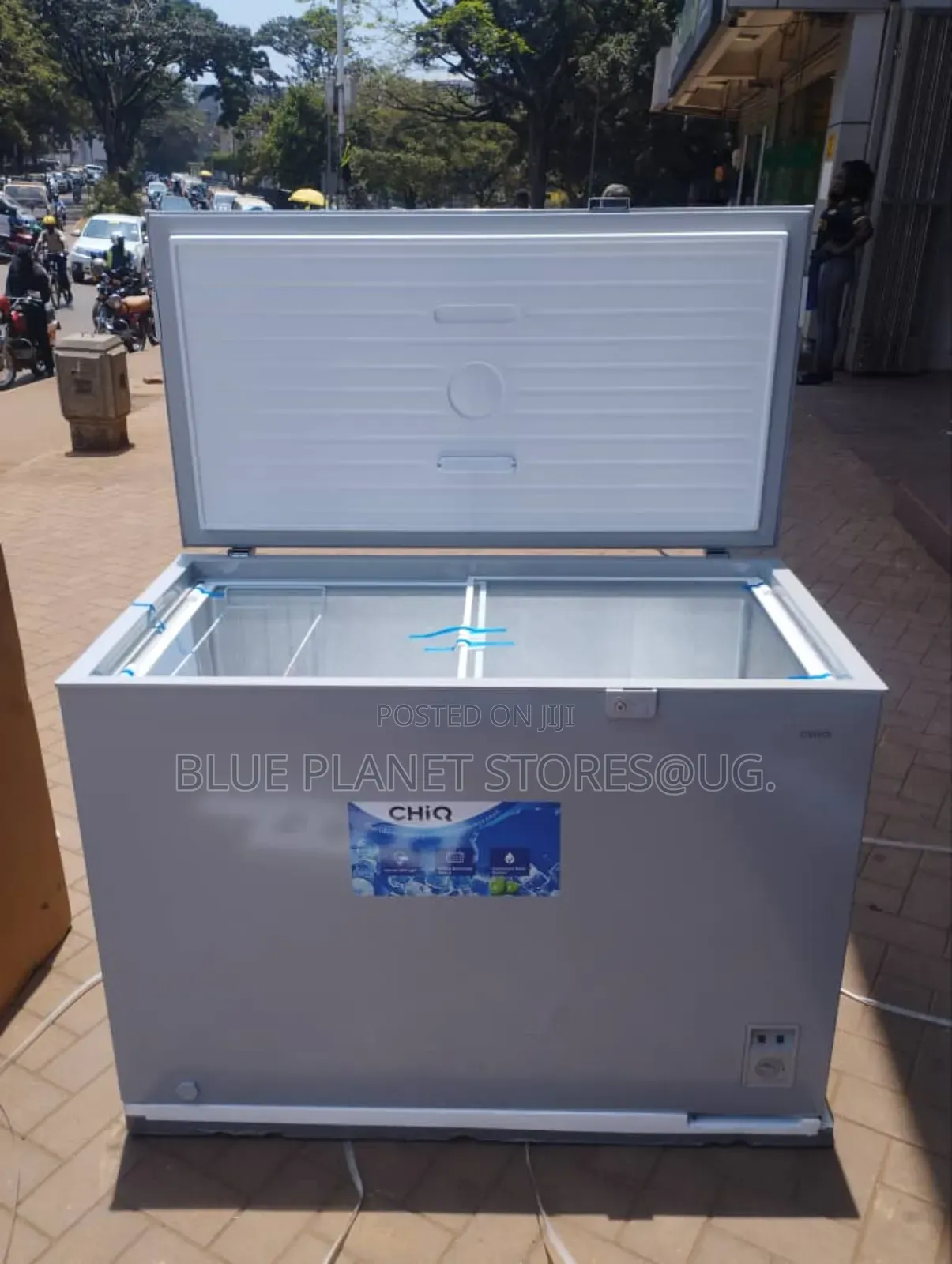 Chiq 380litres Chest/Deep Freezers in Central Division - Kitchen ...