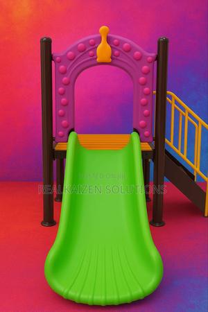 Outdoor 4ft Durable Children Slide With Climbing Stair Rails for sale ...