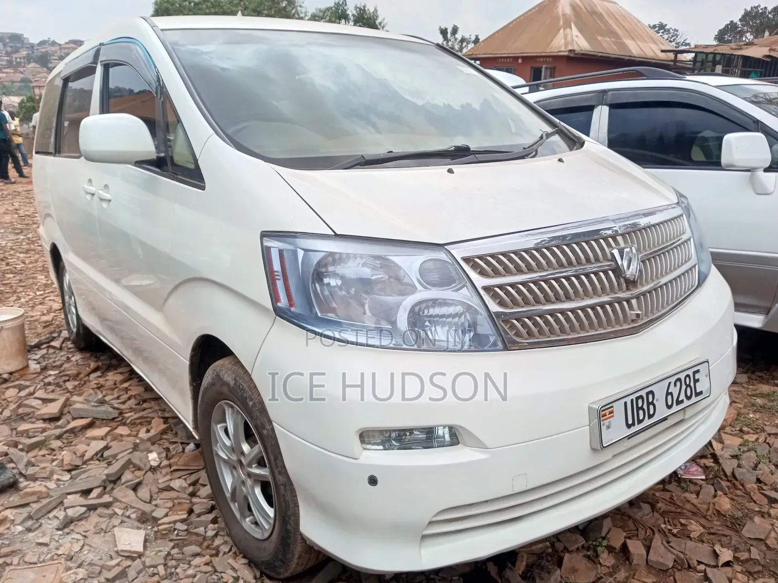 Toyota Alphard 2007 Pearl in Central Division - Cars, Ice Hudson | Jiji.ug