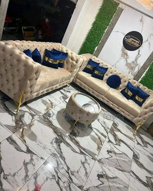 A Brown 6 Seater Sofa With a Center Piece in Rubaga - Furniture, Ghetto ...