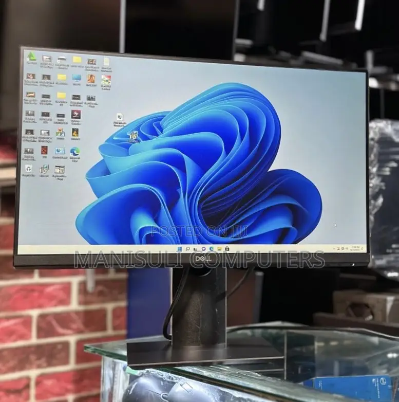 Dell Monitor 22 Inch Screen Ips Vga Hdmi Dp Div in Central Division ...