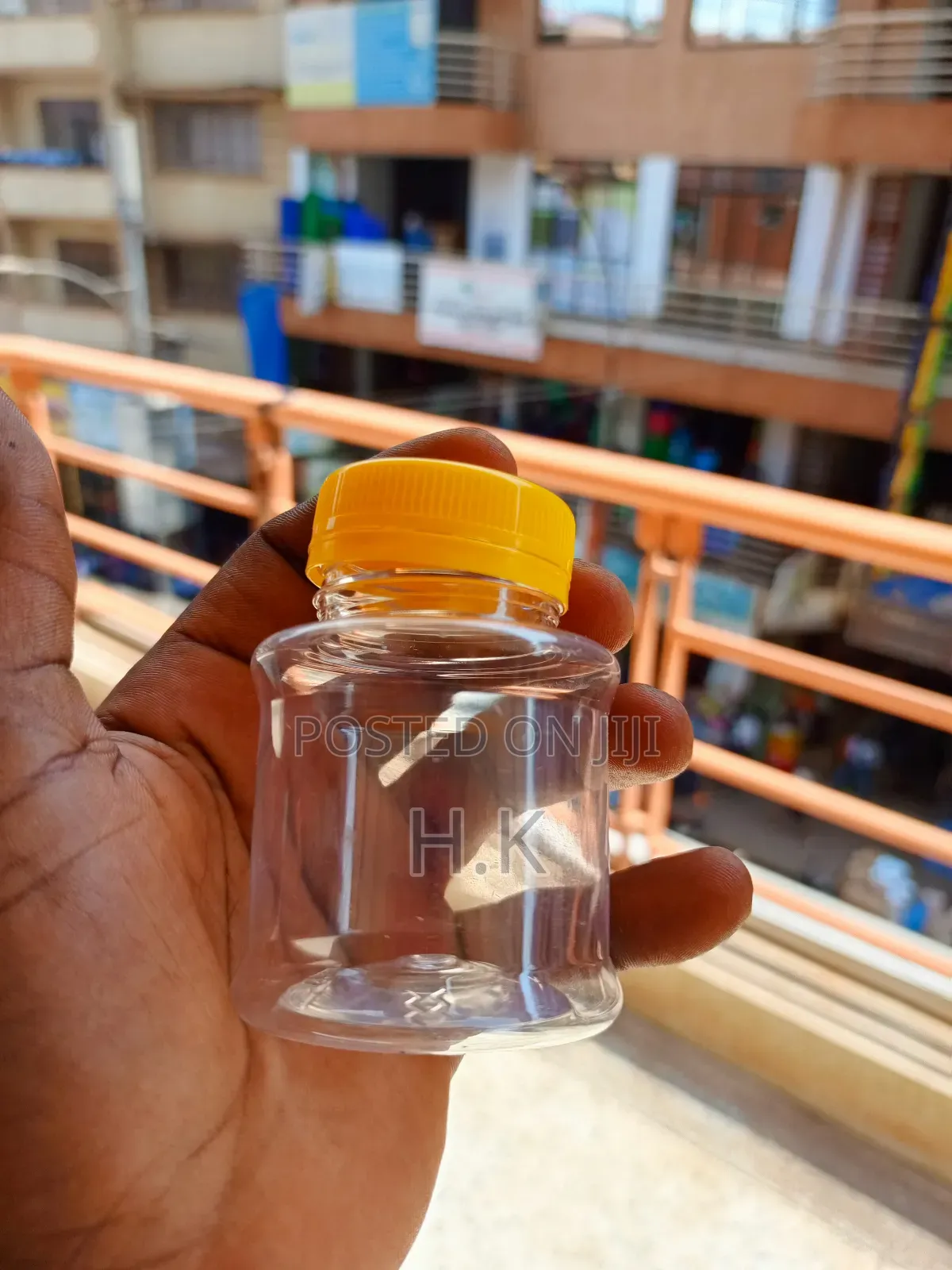 120ml Disposable Clear Plastic Bottle With a Yellow Screw-on Lid 1 in ...