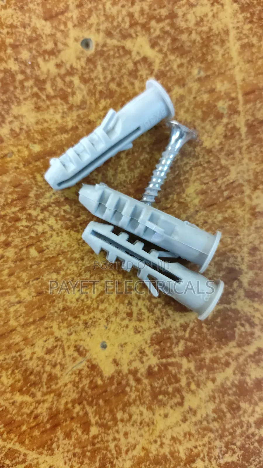 Plastic Wall Plugs With Screws 8mm in Central Division - Electrical ...