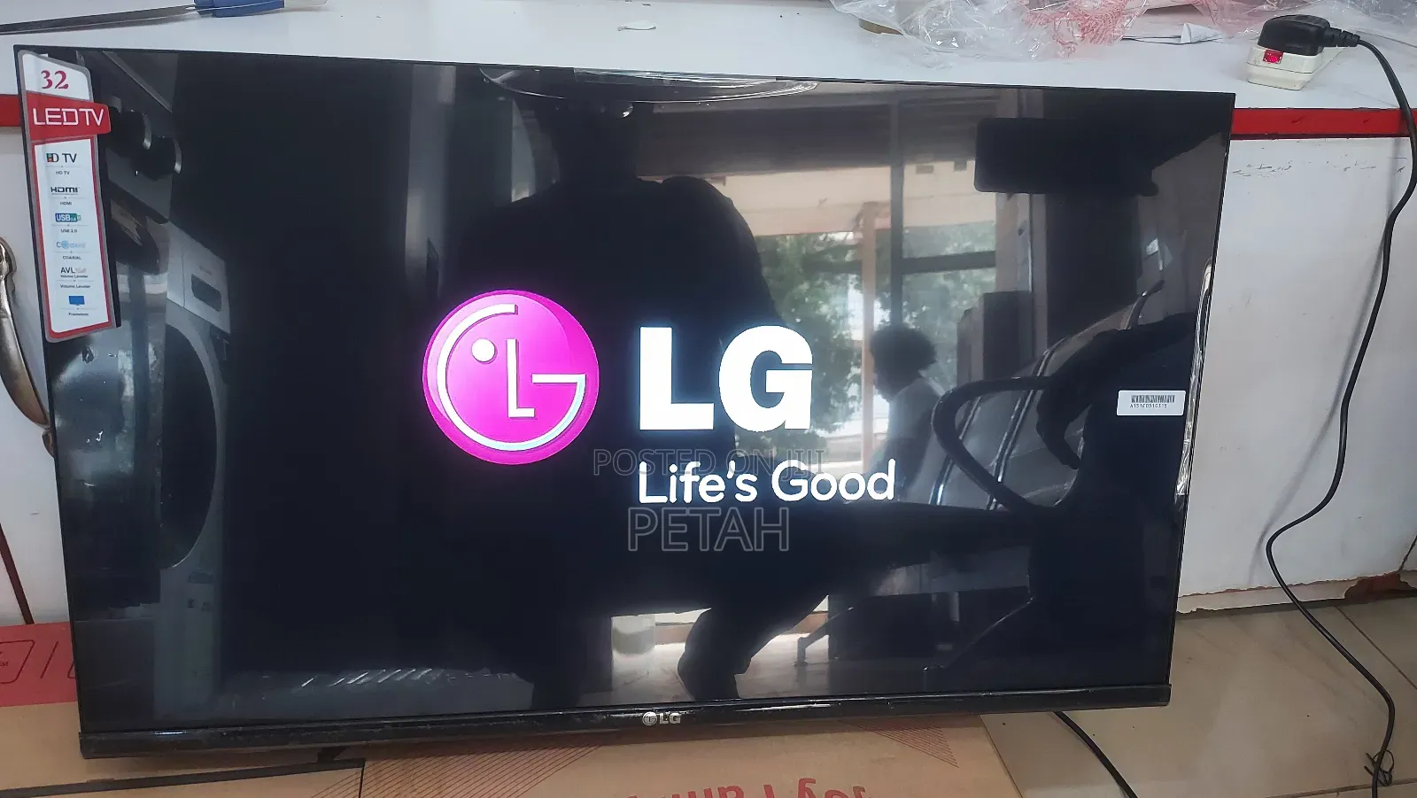 Lg Led Digital 32" Flat Screen in Central Division - TV & DVD Equipment ...