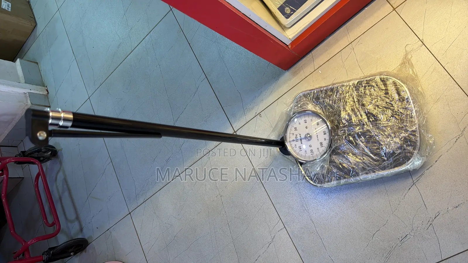 Kinlee Mechanical Weighing Scale With a Height Meter in Central ...