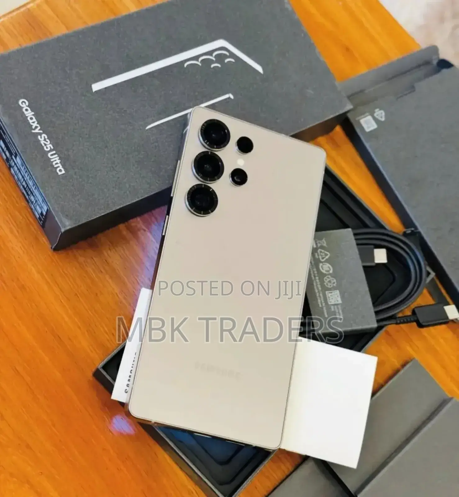 New Samsung Galaxy S25 Ultra 256 GB Gold in Central Division - Mobile ...