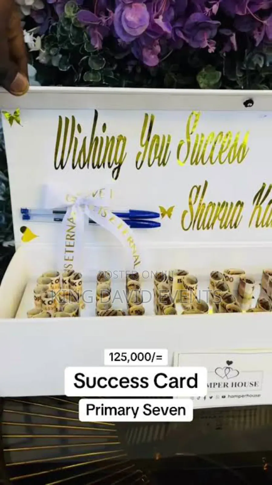 Success Card With Money Bouquet in Central Division - Wedding Venues ...