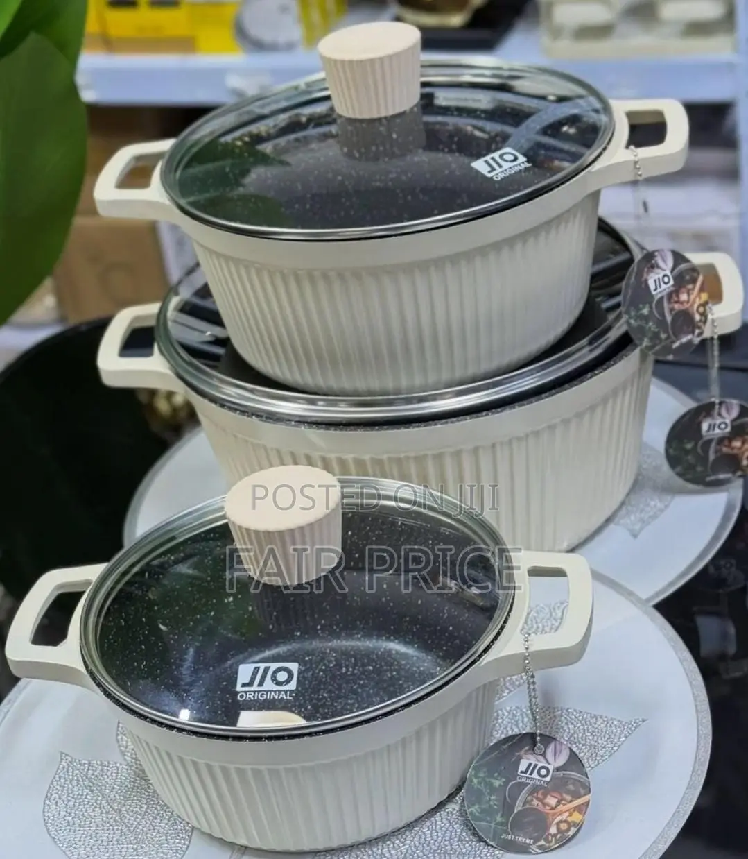 Luminarc 1.5 2.5 Liter Granity Serving Dishes Set With Lids in Central ...