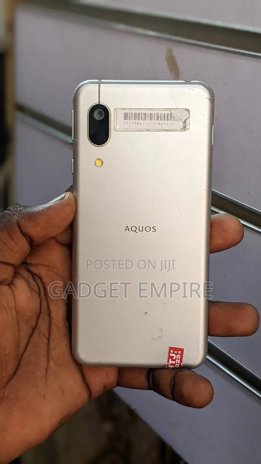 New Sharp Aquos Sense 3 Basic SHV48 32 GB Gray in Central Division - Mobile Phones, Gadget ...