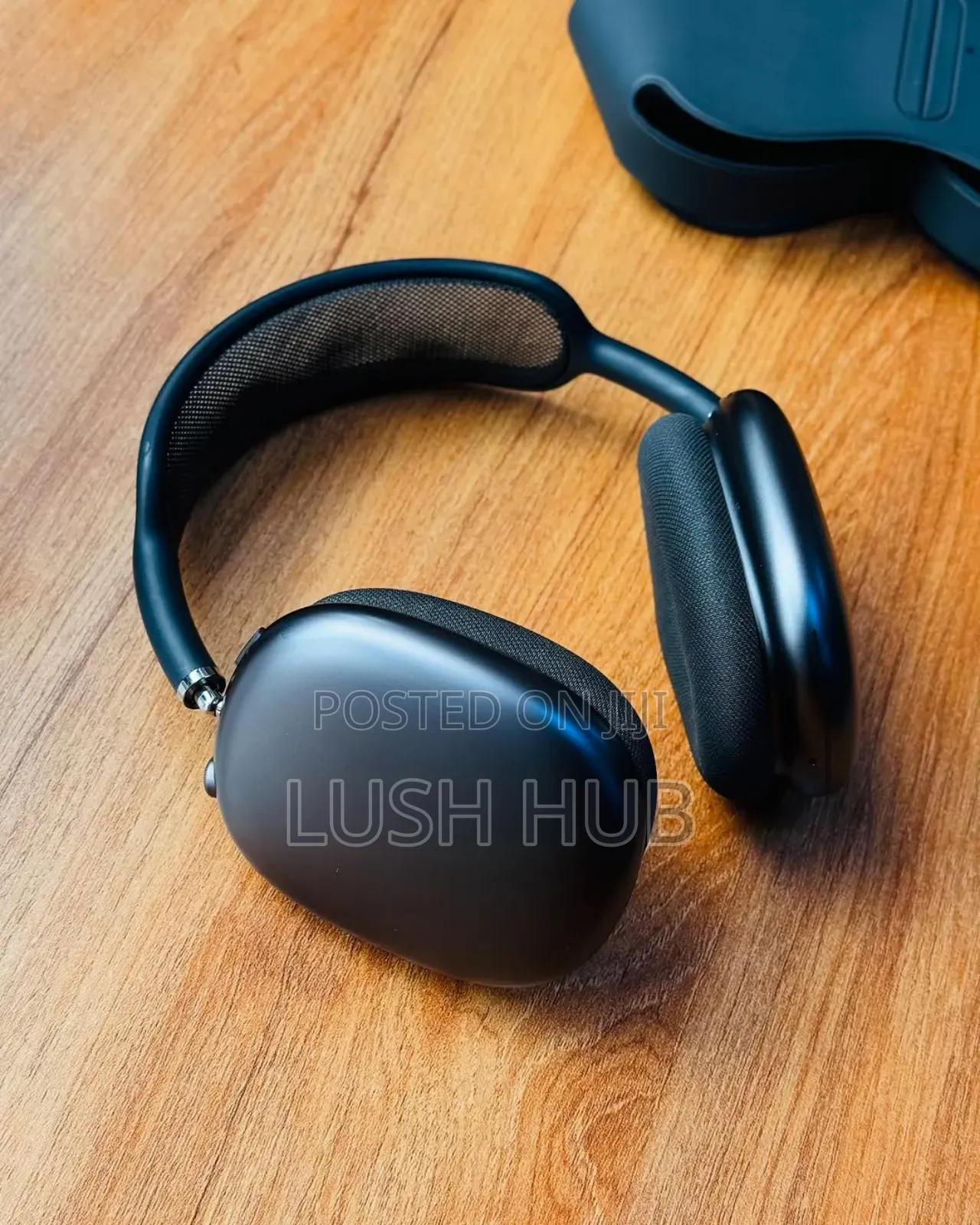 Apple Airpod Max 1st Gen in Central Division - Headphones, Lush Hub ...