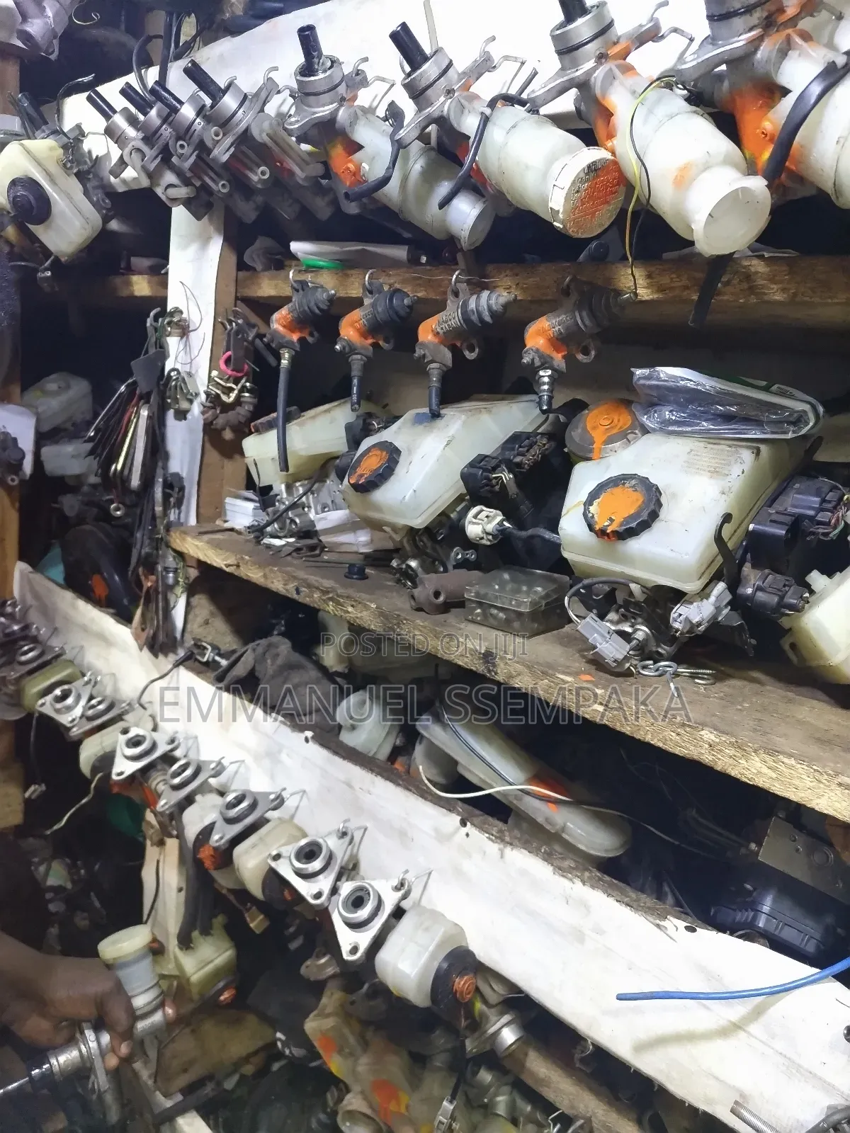 Master Cylinder in Central Division - Vehicle Parts & Accessories ...