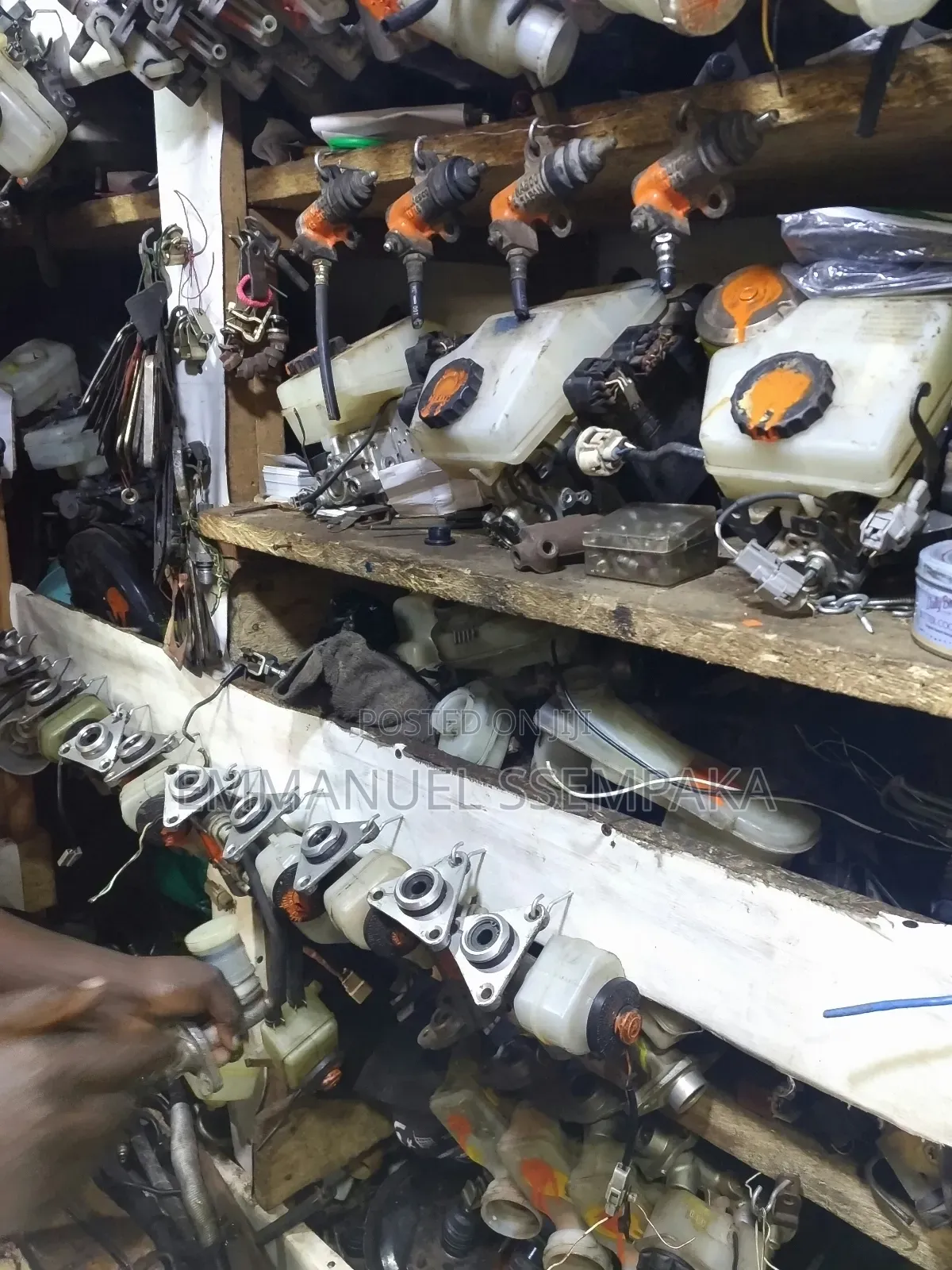 Master Cylinder in Central Division - Vehicle Parts & Accessories ...