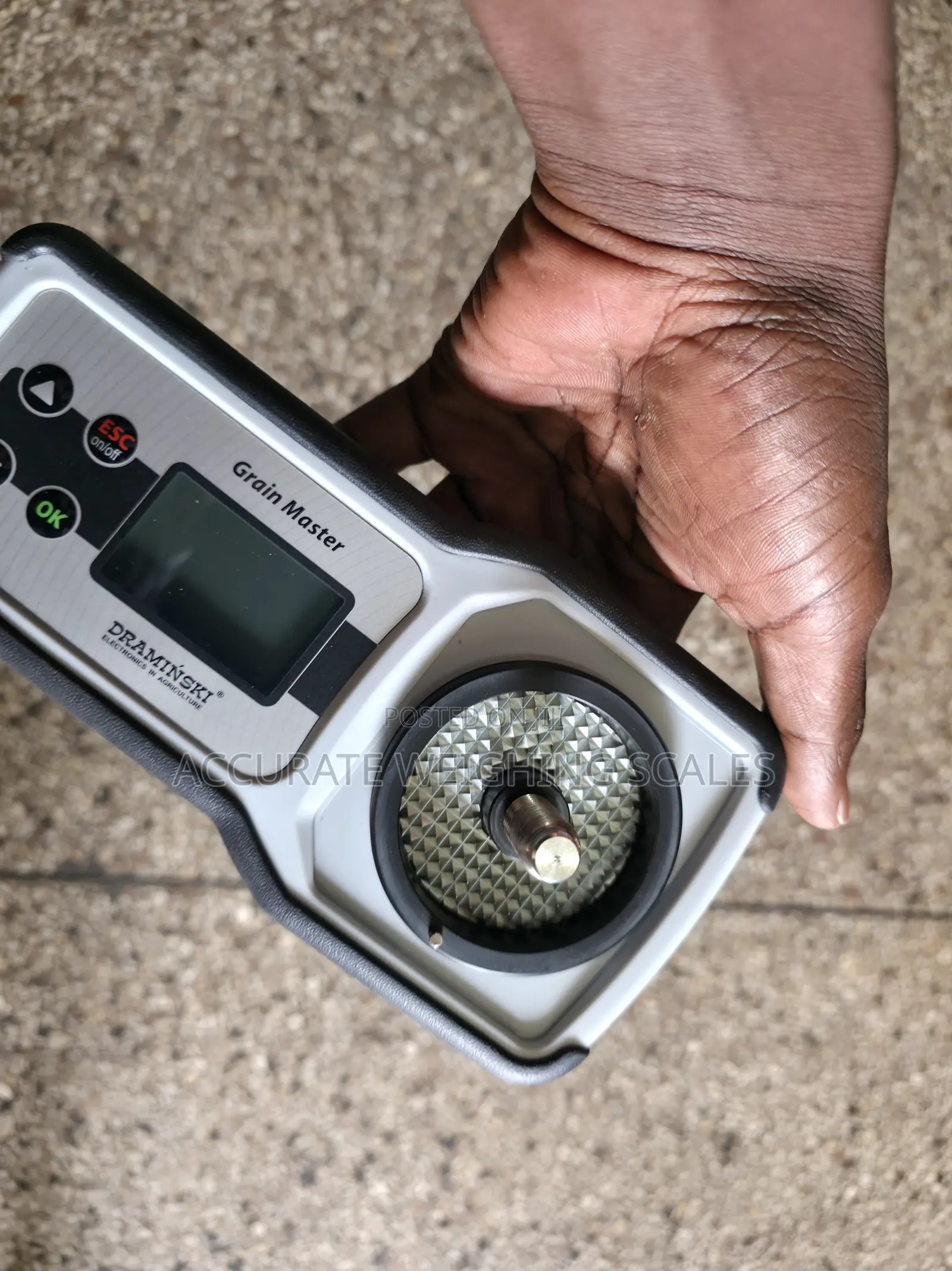 Gratitude Grain Moisture Meter in Central Division - Farm Machinery ...