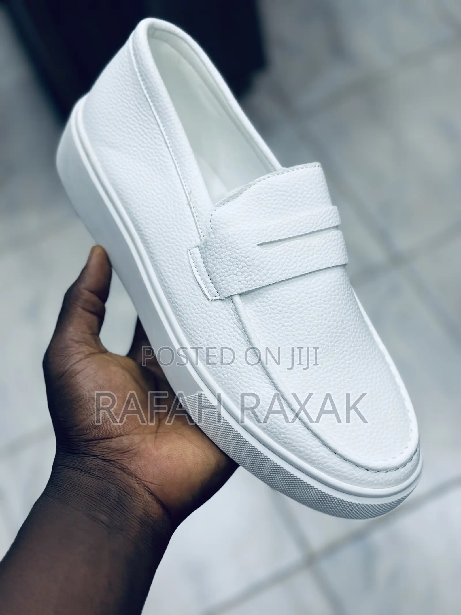 Original Men’S Smart Casual White Gucci Slip-on Loafers in Central ...