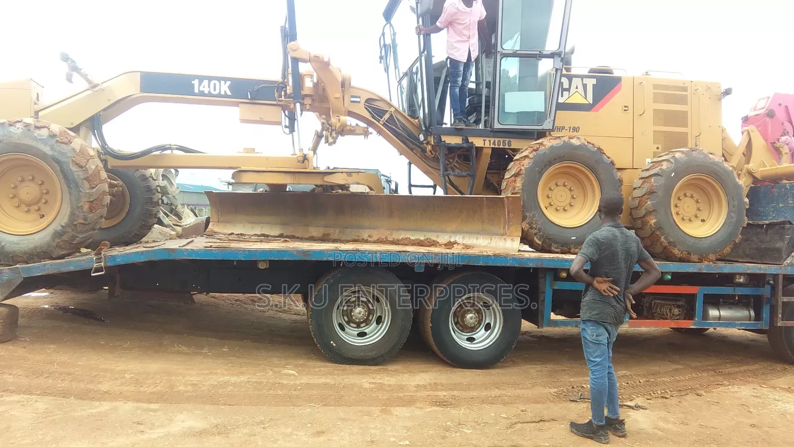 Low Beds for Rent and Hiring in Central Division - Construction & Heavy ...