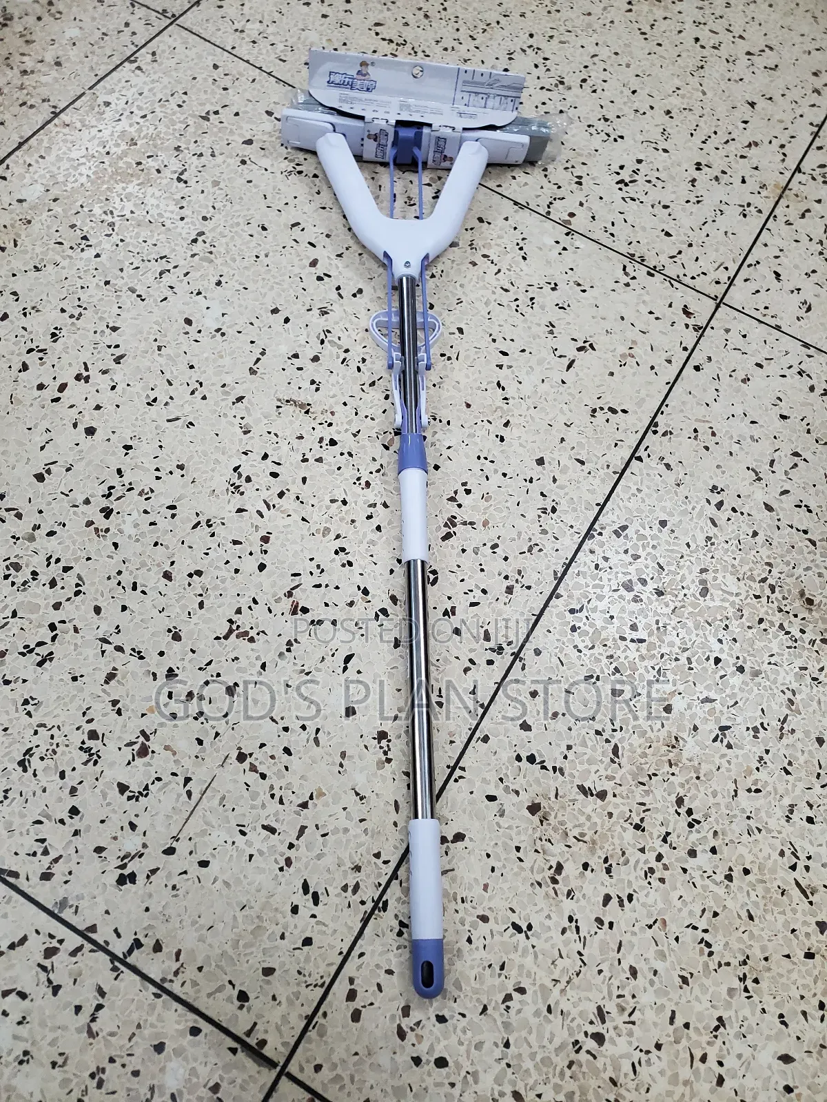 Self Squeeze Cleaning Mop in Central Division - Home Accessories, Gods ...