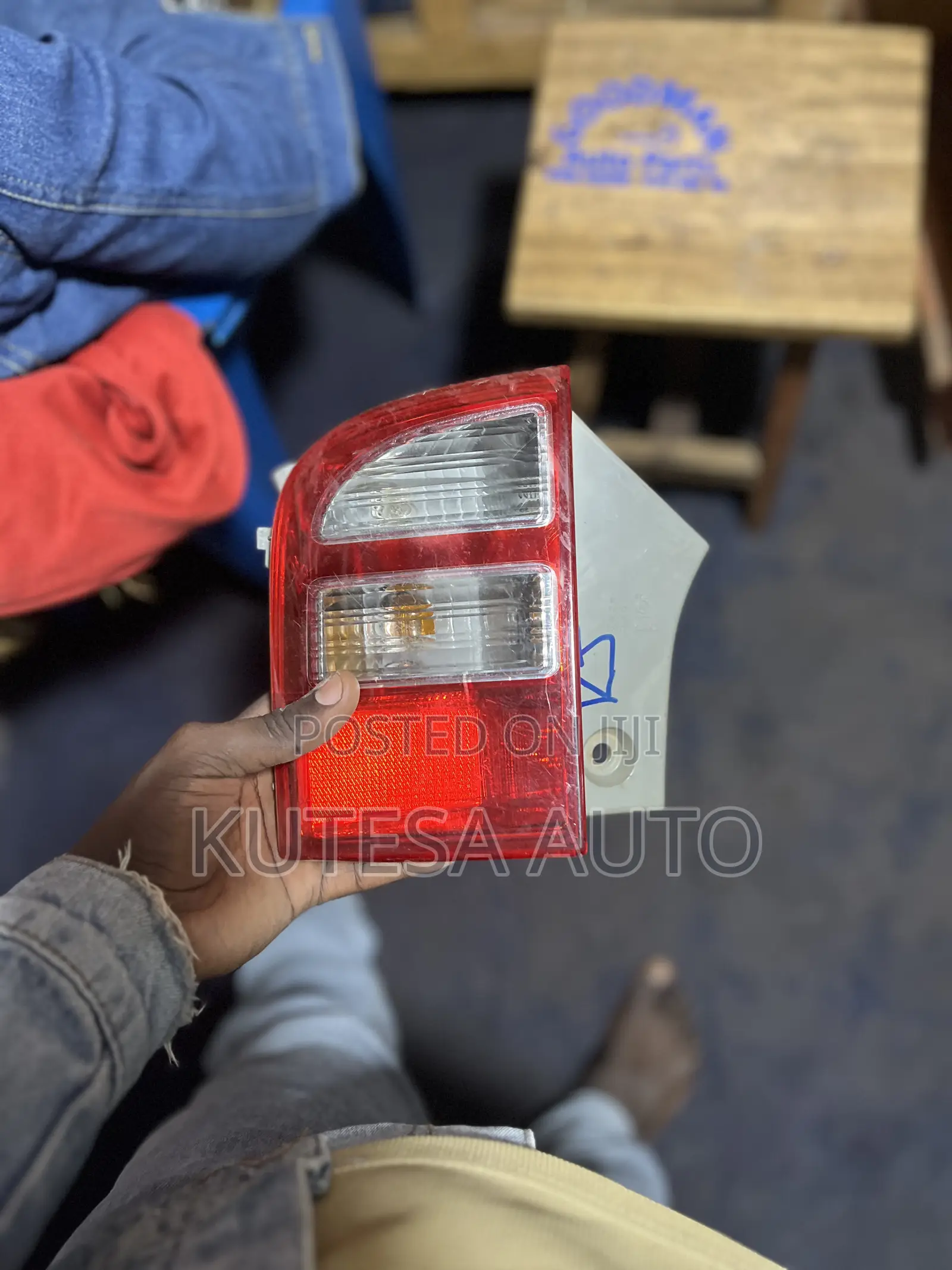 Toyota Isis 2008 Bumper Light in Central Division - Vehicle Parts ...