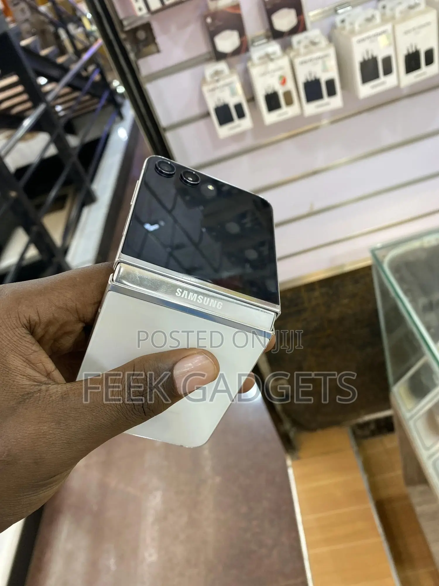 Samsung Galaxy Z Flip 5 256 GB White in Central Division - Mobile ...