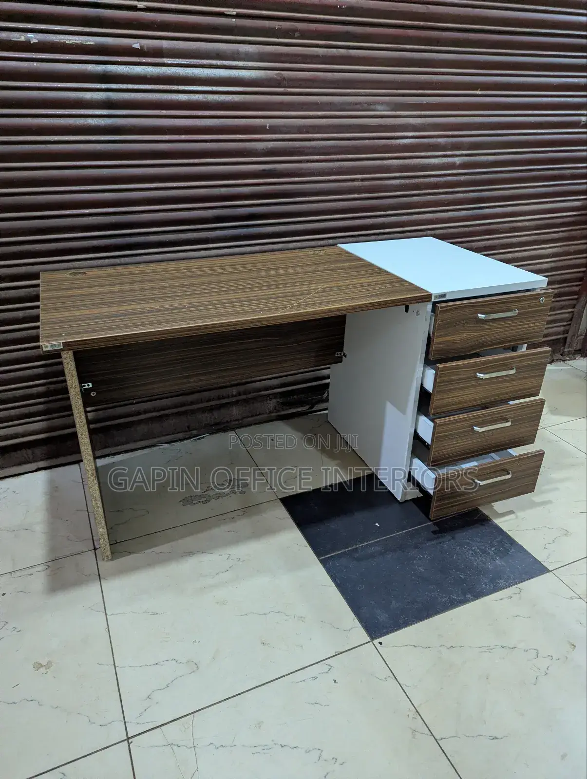 Second Hand Office Desk, 140cm // 1.4 Meters in Central Division ...