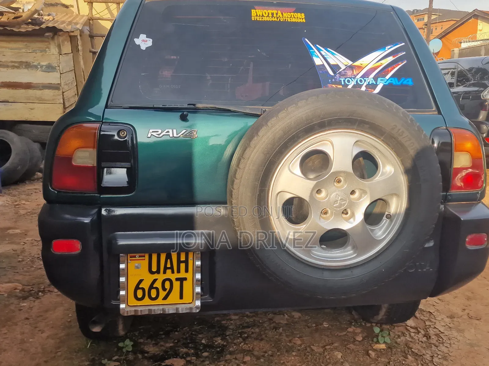 Toyota RAV4 Cabriolet 1998 Green in Rubaga - Cars, Jona Drivez | Jiji.ug