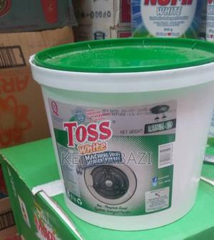 A Bucket of 1.5 Kg Toss White Machine Wash Detergent Powder. in Central ...