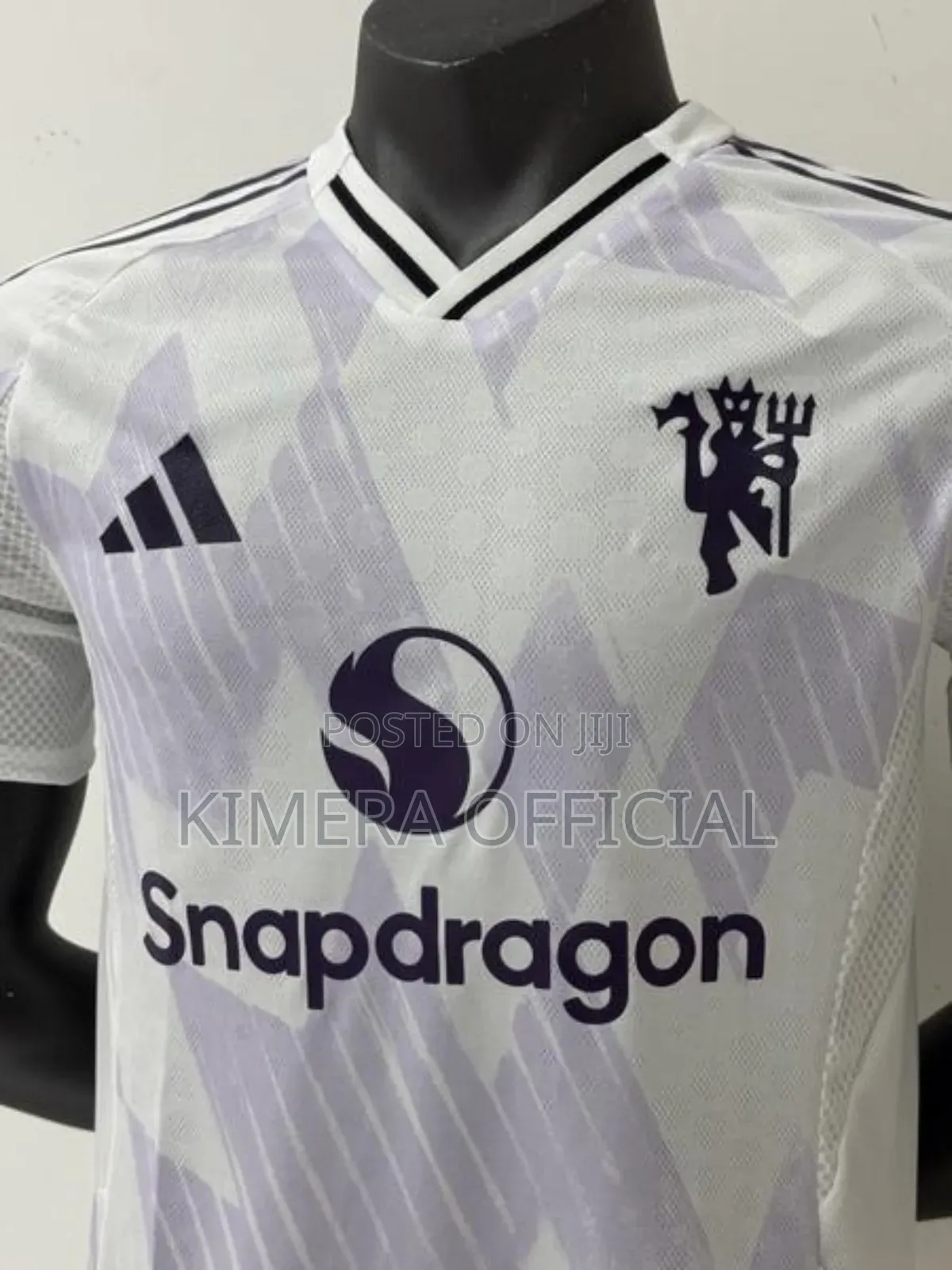 Manchester United White Away Jersey: So Fresh, So Clean in Central ...