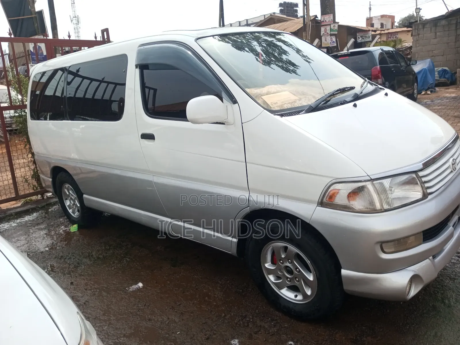 Toyota Regius 2000 White in Central Division - Buses & Microbuses, Ice ...