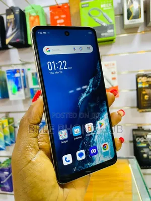 Philips Essence 10 64 GB Gold in Central Division - Mobile Phones, Bree ...