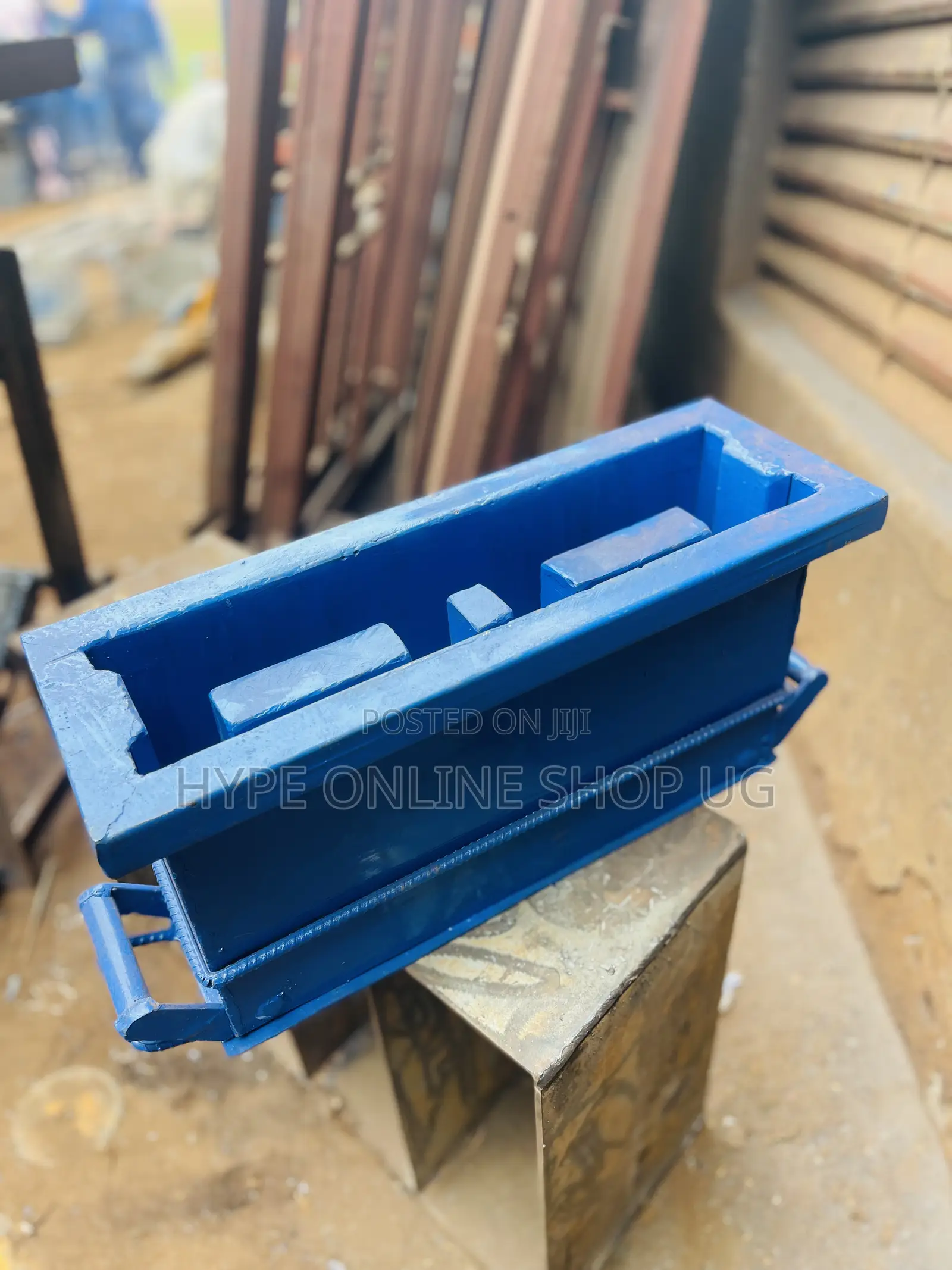 Concrete Holes Block Mold in Central Division - Building Materials ...