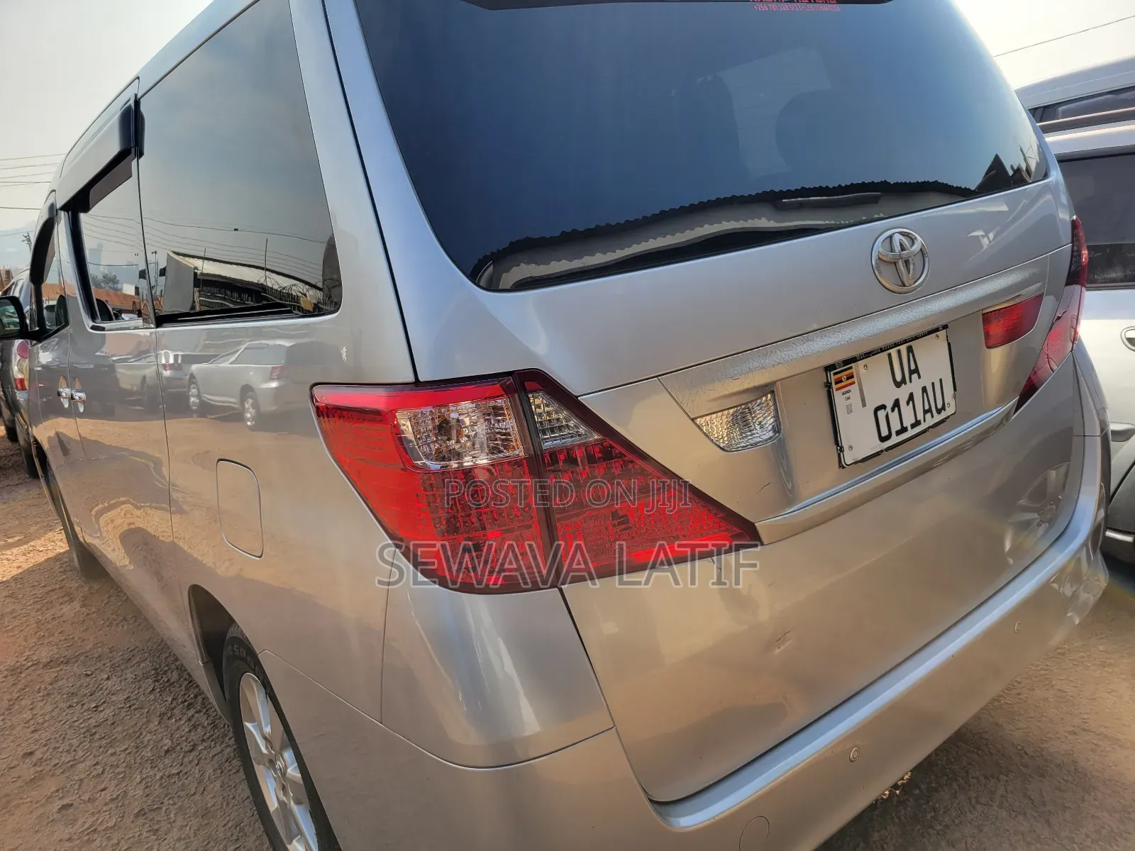 Toyota Alphard 2.4 Petrol AWD 2012 Silver in Central Division - Cars ...