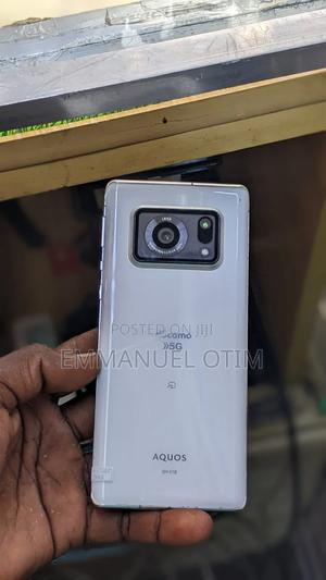 Sharp Aquos R6 128 GB White in Central Division - Mobile Phones ...