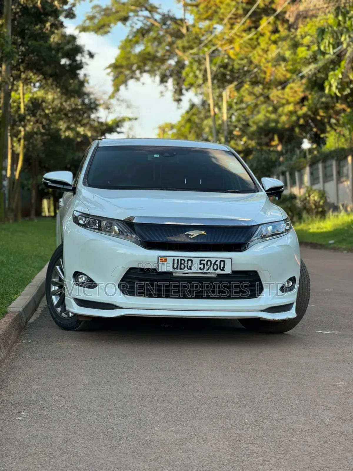Toyota Harrier 2015 White in Central Division - Cars, Katende Muwanguzi ...