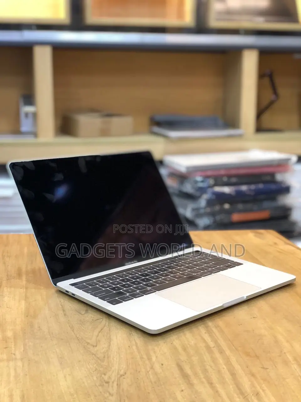 Laptop Apple MacBook 2019 8GB Intel Core I5 SSD 256GB in Central ...