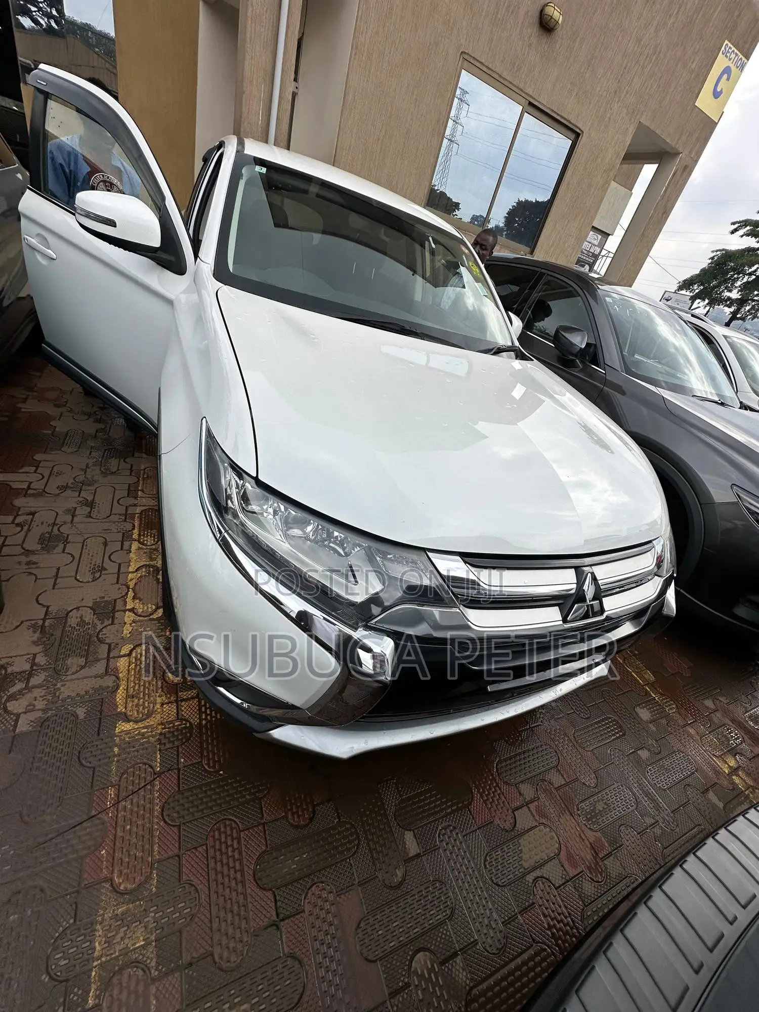 Mitsubishi Outlander 2016 White in Central Division - Cars, Nsubuga ...