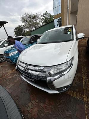 Mitsubishi Outlander 2016 White in Central Division - Cars, Nsubuga ...