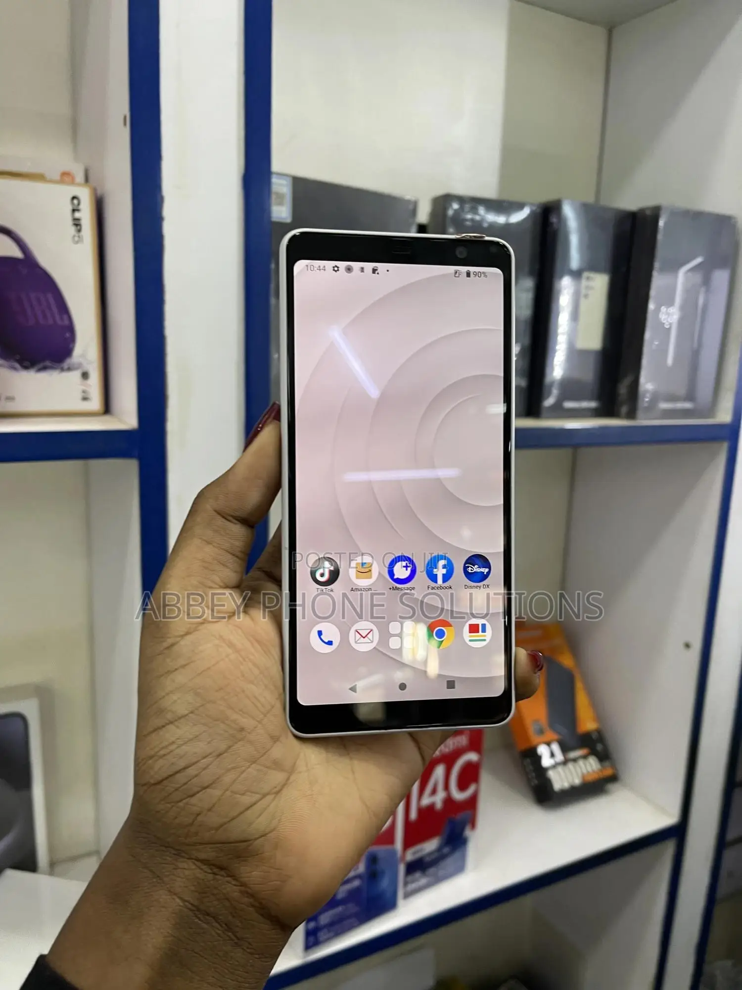 Fujitsu Arrows Be4 32 GB White in Central Division - Mobile Phones ...