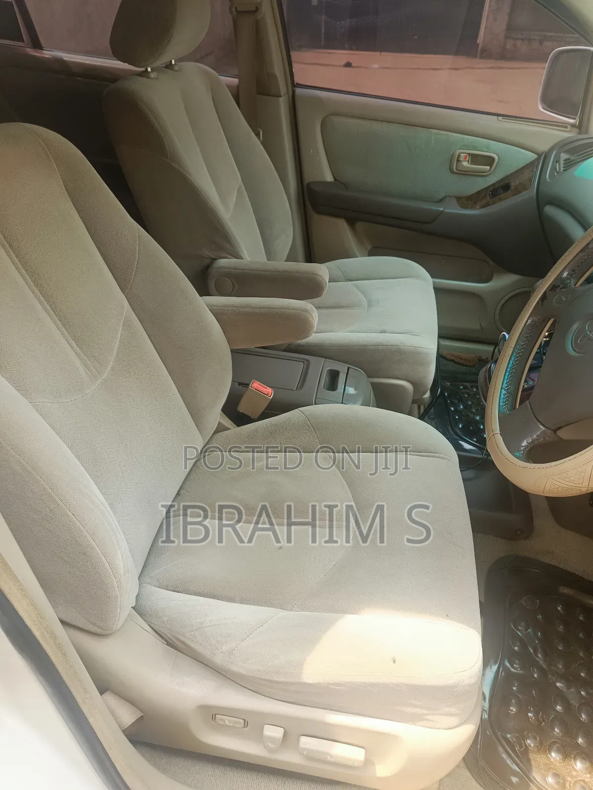 Toyota Harrier 2004 White in Central Division - Cars, Ibrahim Ssebunya ...