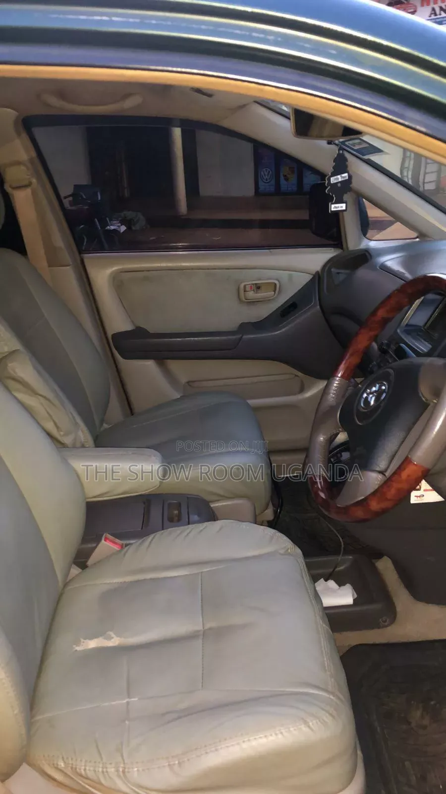 Toyota Harrier 2000 Green in Central Division - Cars, H I | Jiji.ug