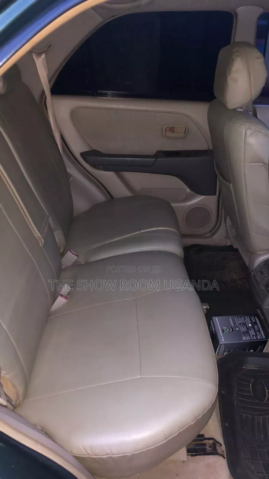 Toyota Harrier 2000 Green in Central Division - Cars, H I | Jiji.ug